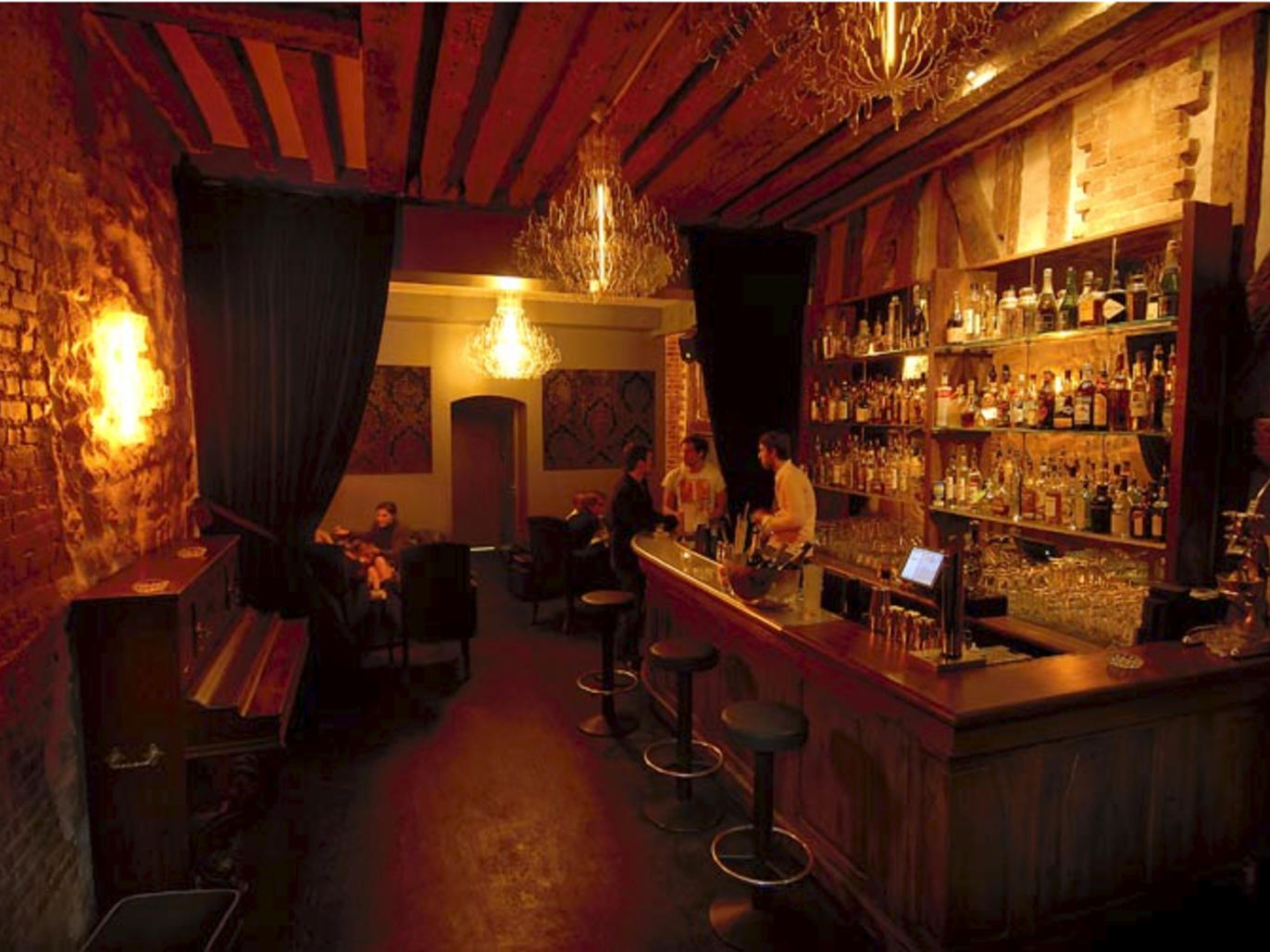 Top 10 des 100 meilleurs bars - Time Out Paris Top 10 des 100 meilleurs bars - Time Out Paris