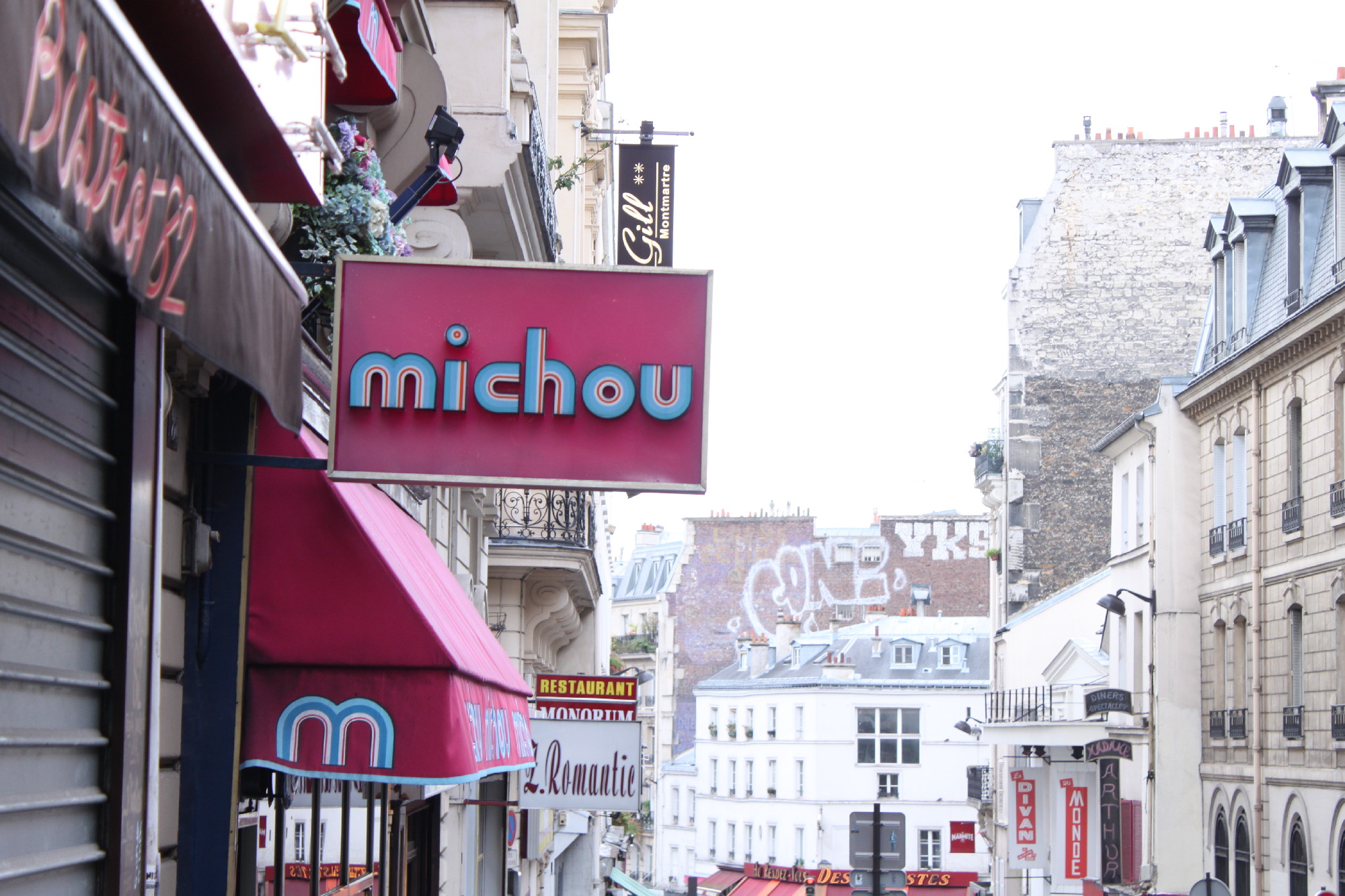 Chez Michou | Restaurants à Abbesses, Paris