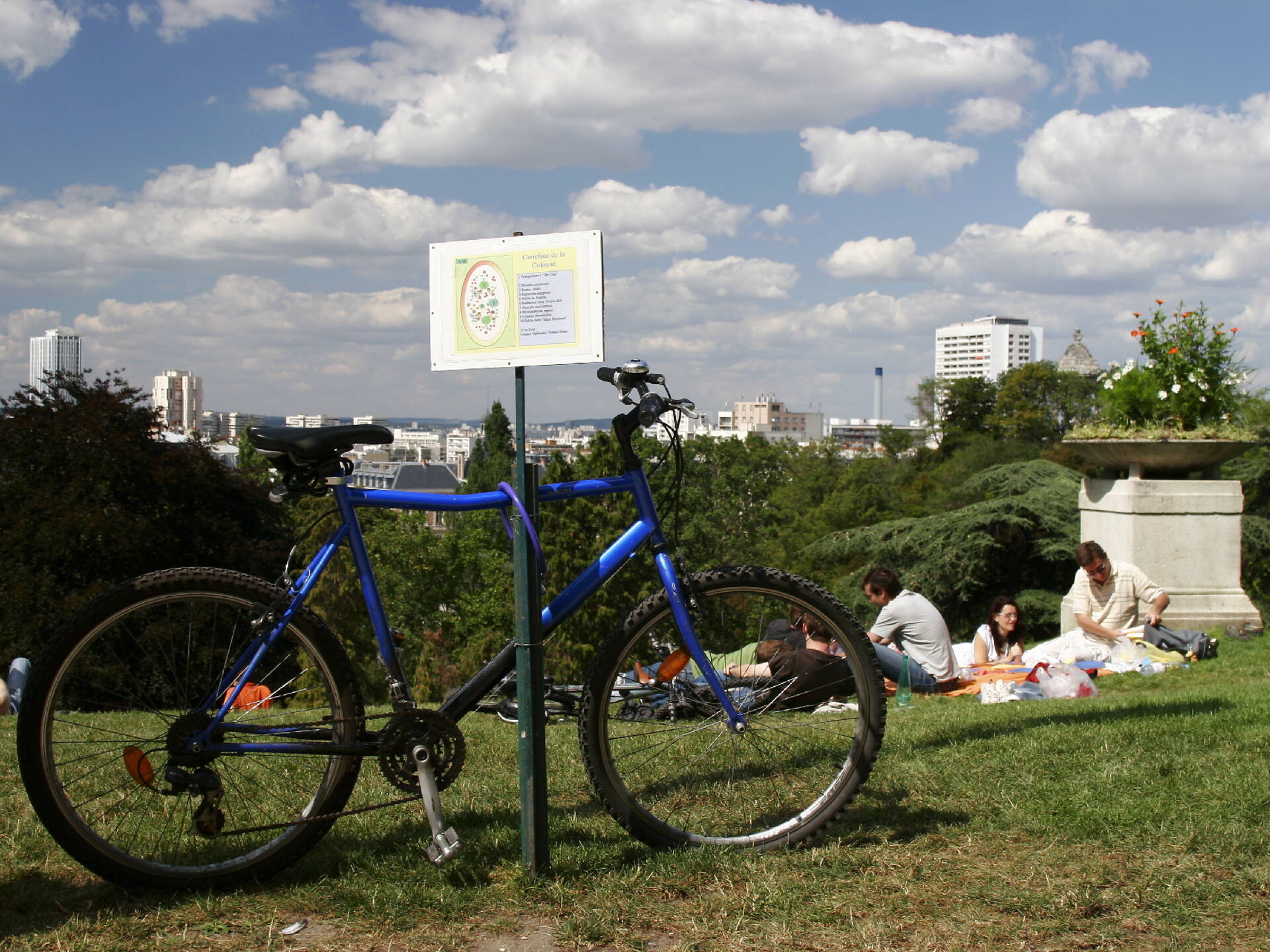 5 routes to discover Paris by bike | Things to do | Time Out Paris