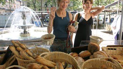 Marché Monge | Shopping in 5e arrondissement, Paris