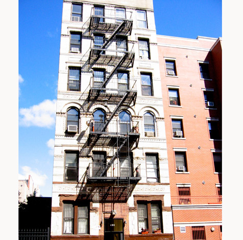 240 E 2nd St