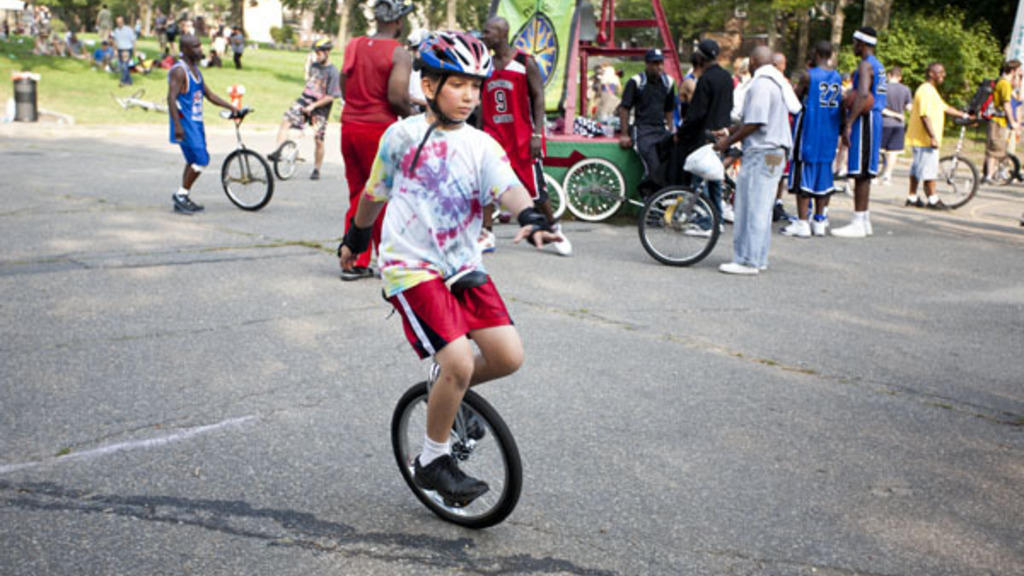 The NYC Unicycle Festival doesn't need two wheels