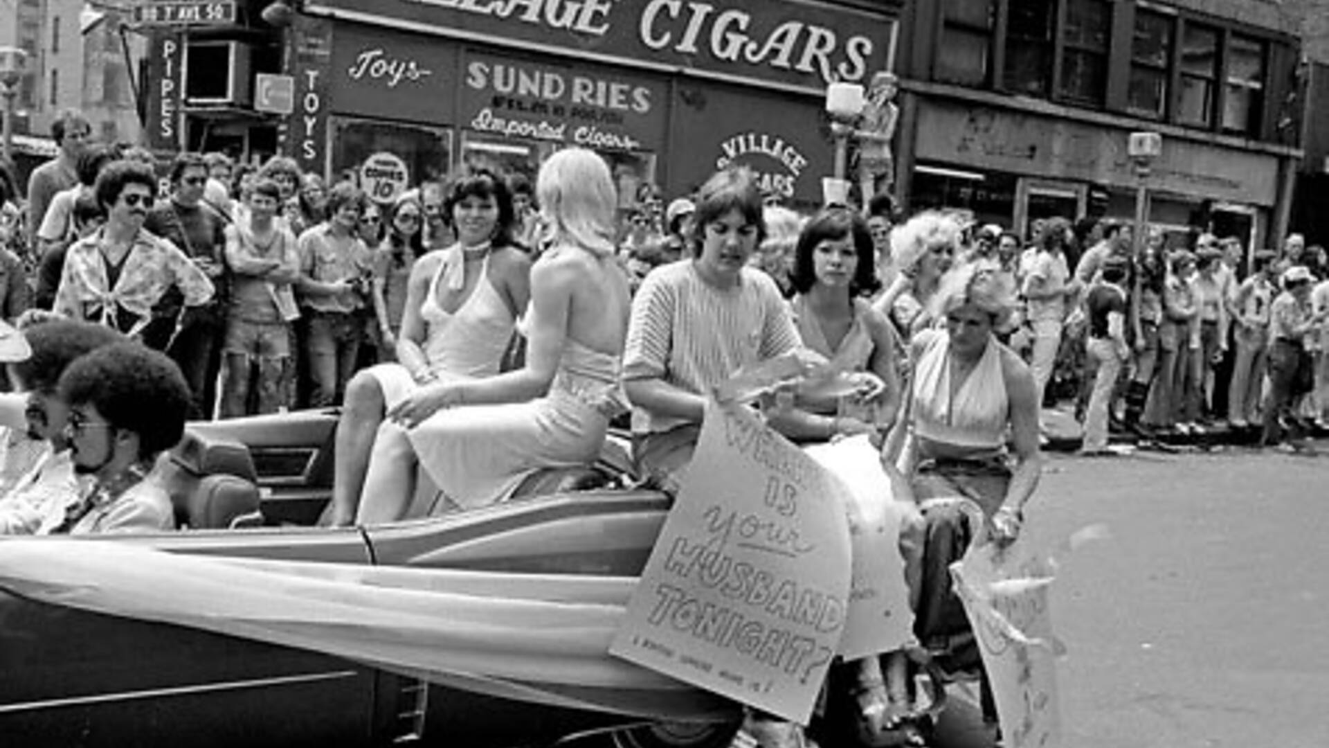 Historical NYC Pride photos: The evolution of the Pride Parade