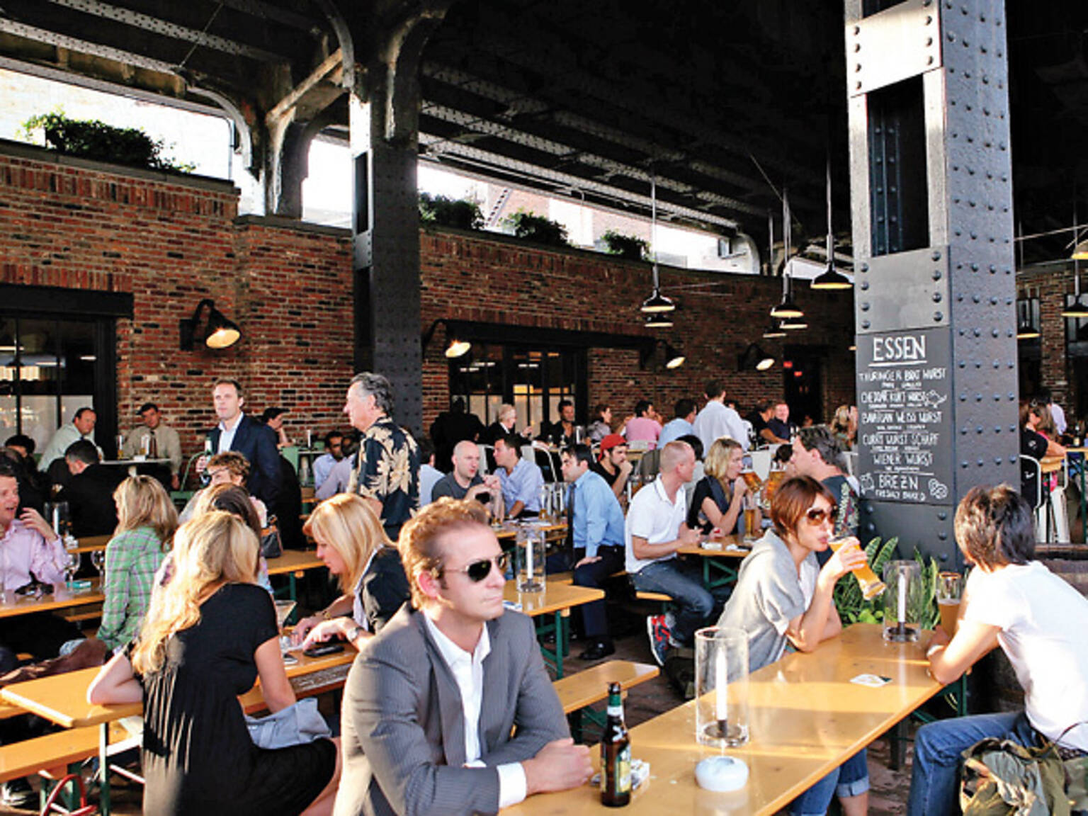 The 13 best restaurants and bars near the High Line right now