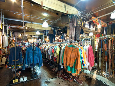 Best Vintage Stores NYC Offers For Retro Shoppers