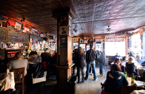 11 Best Bars in Soho NYC, from Cocktails Dens to Wine Bars