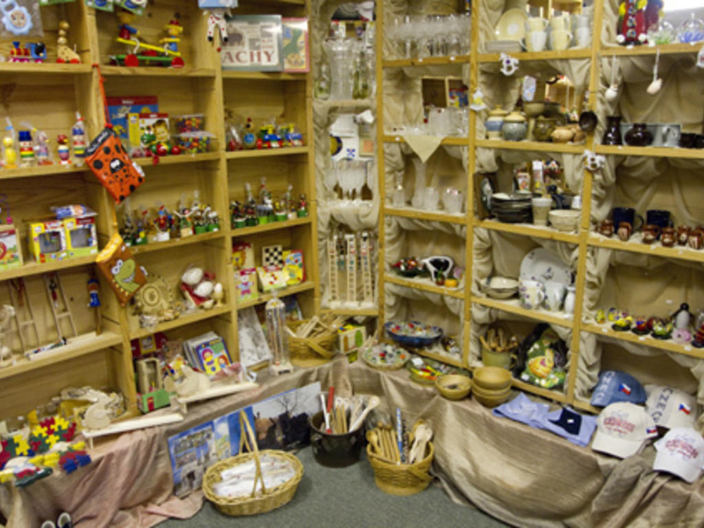 Best shops in Long Island City for vintage, local fashion and more