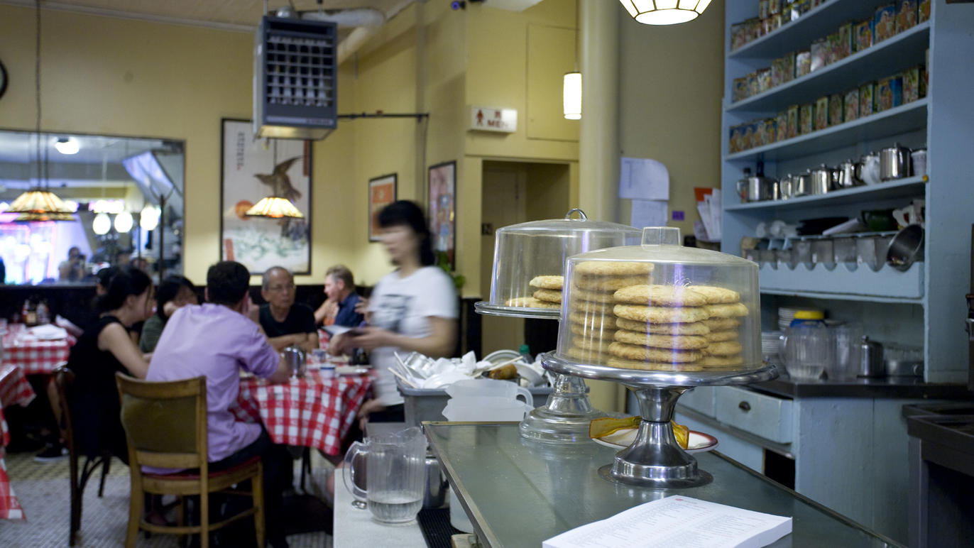 Nom Wah Tea Parlor | Restaurants in Chinatown, New York
