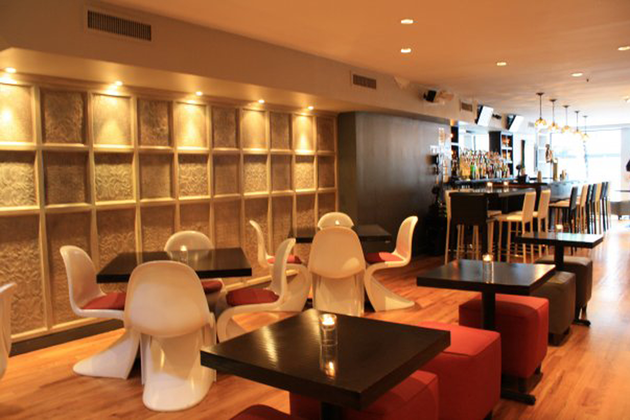 Mary O’s | Bars in East Village, New York