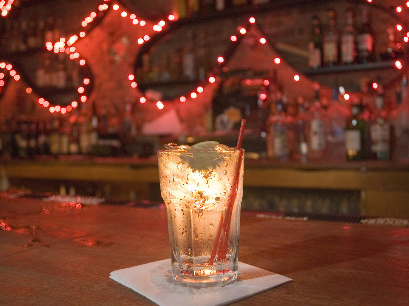 27 Best Outdoor Bars in NYC to Drink at All Summer Long