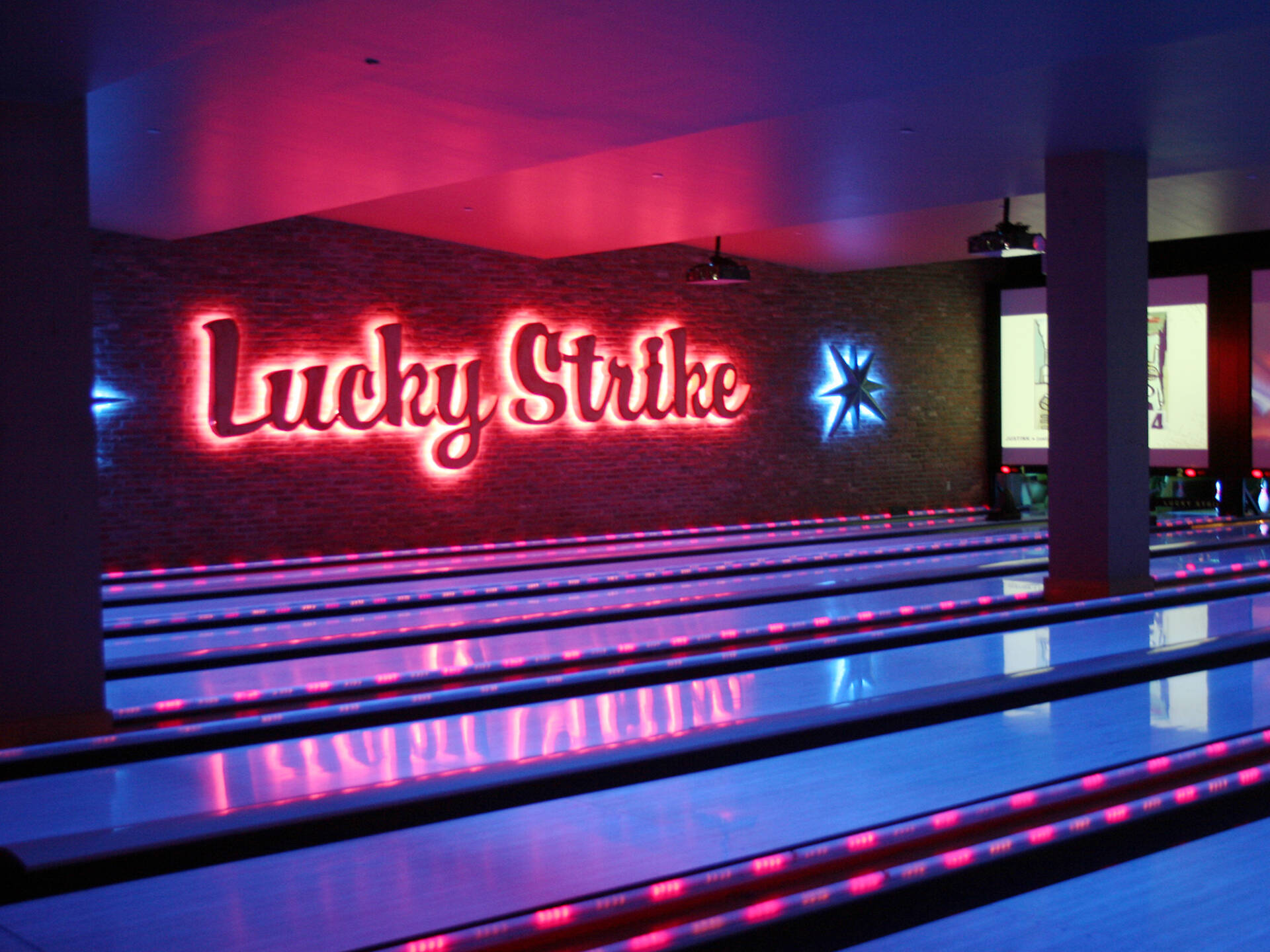 Where to go bowling in NYC including bars and traditional alleys
