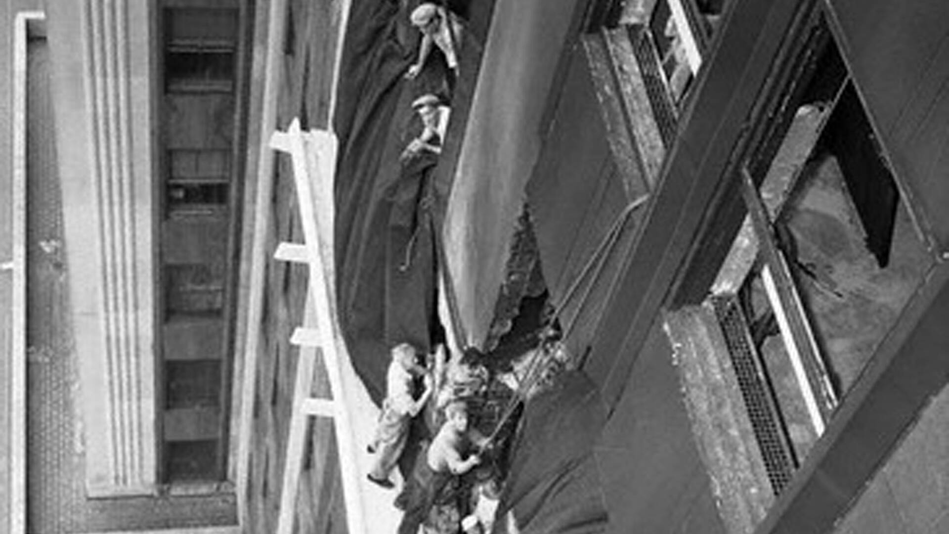 New York attractions: Empire State Building (SLIDE SHOW)