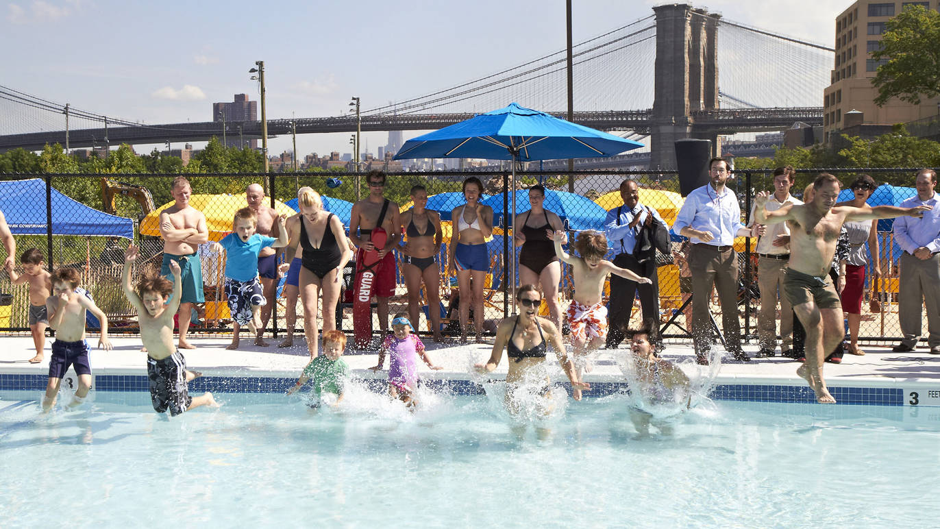 A new pop-up pool opens at Brooklyn Bridge Park's Pier 2 (SLIDE SHOW)