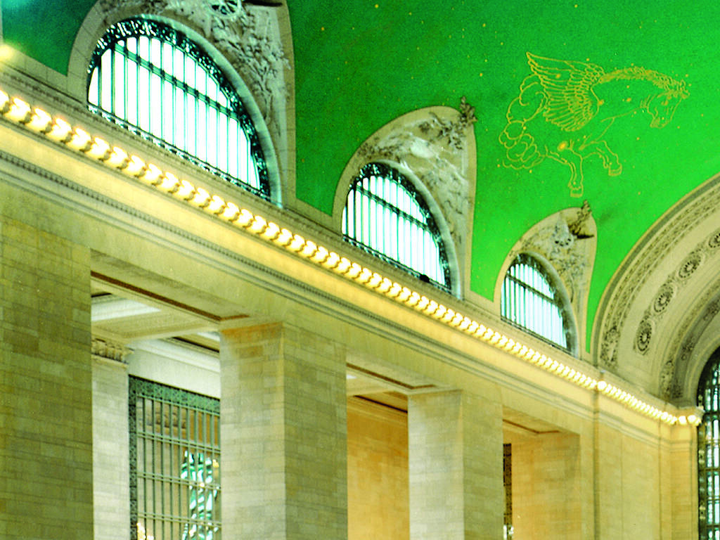 Grand Central Terminal guide including shopping, dining and bars