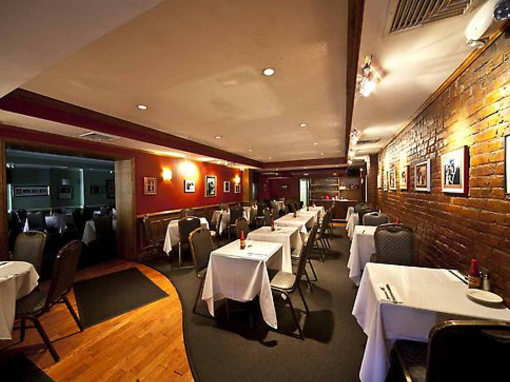 Soul food restaurants in NYC for fried chicken, cornbread and more