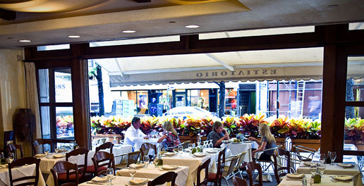 Avra | Restaurants in Midtown East, New York