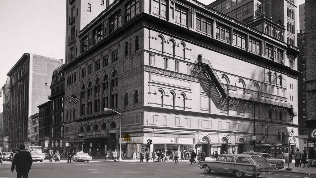 New York attractions: Carnegie Hall (SLIDE SHOW)