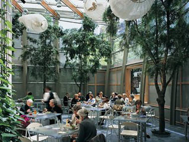 Garden Court Café | Restaurants in Lenox Hill, New York