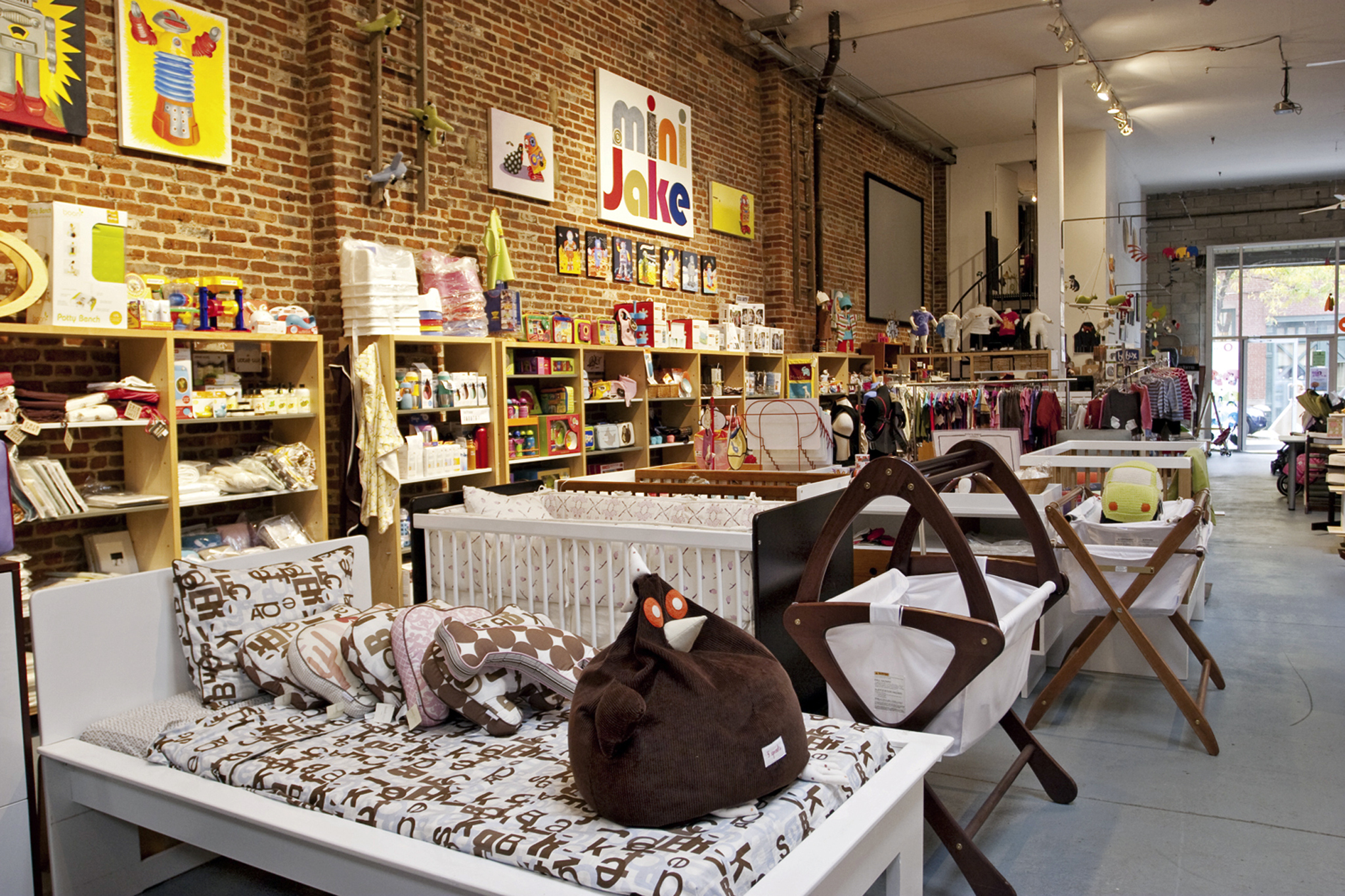 Mini Jake | Shopping in Williamsburg, New York