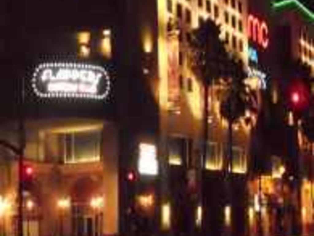 12 Best L.A. Comedy Clubs to See Stand-Up or Improv Performances