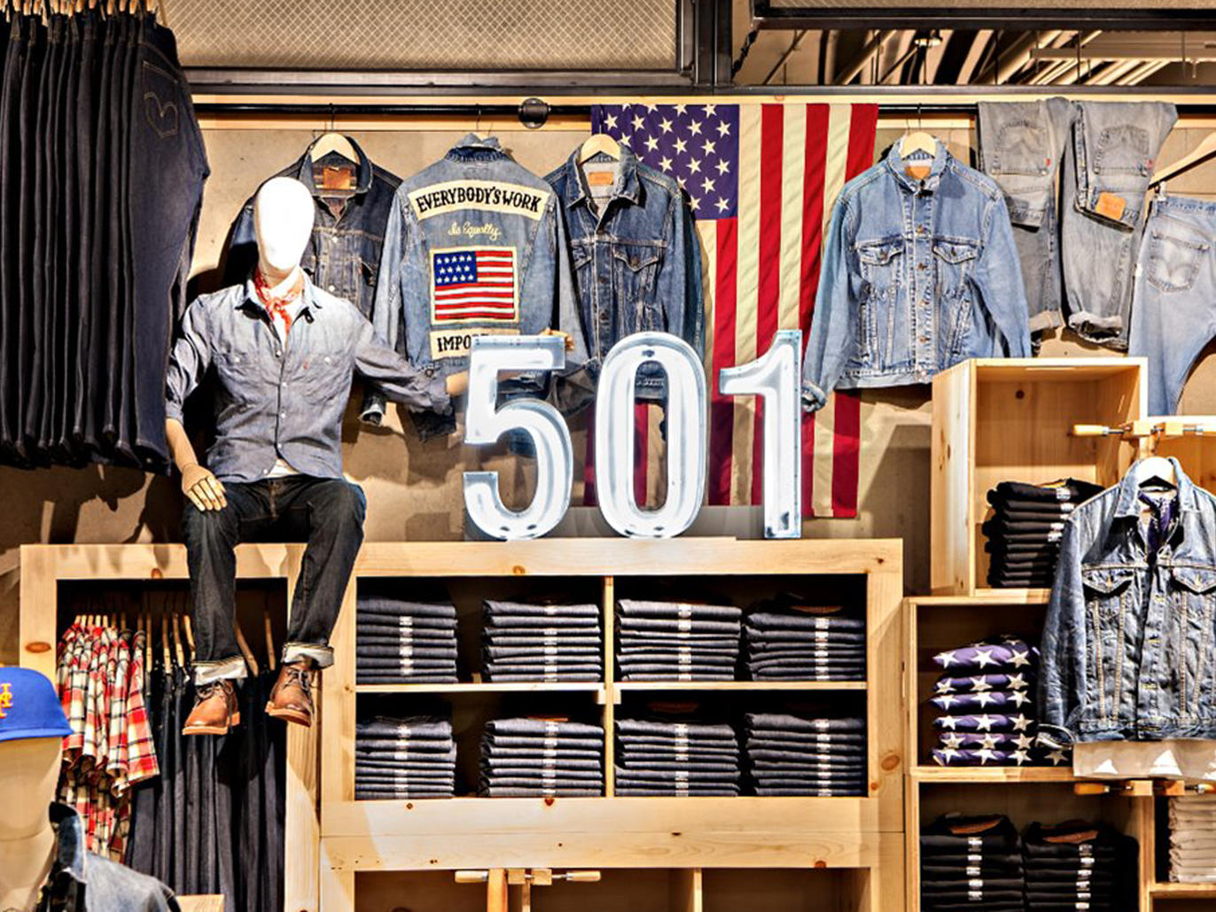 Chain stores in New York: The best places for unisex basics