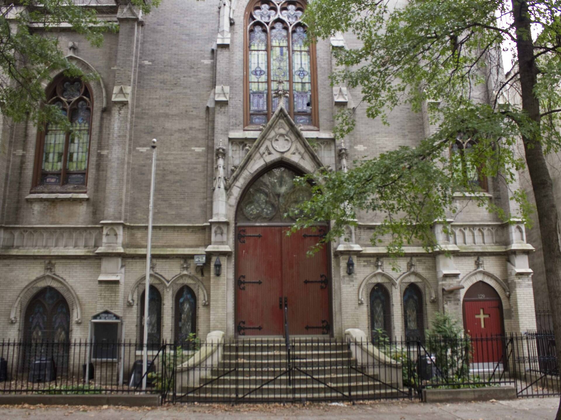 15 Beautiful Churches in NYC To Visit