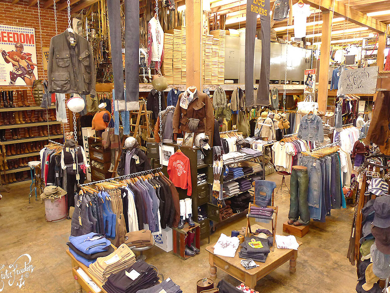 Shopping in Los Angeles: 10 Best Places to Go for Retail Therapy