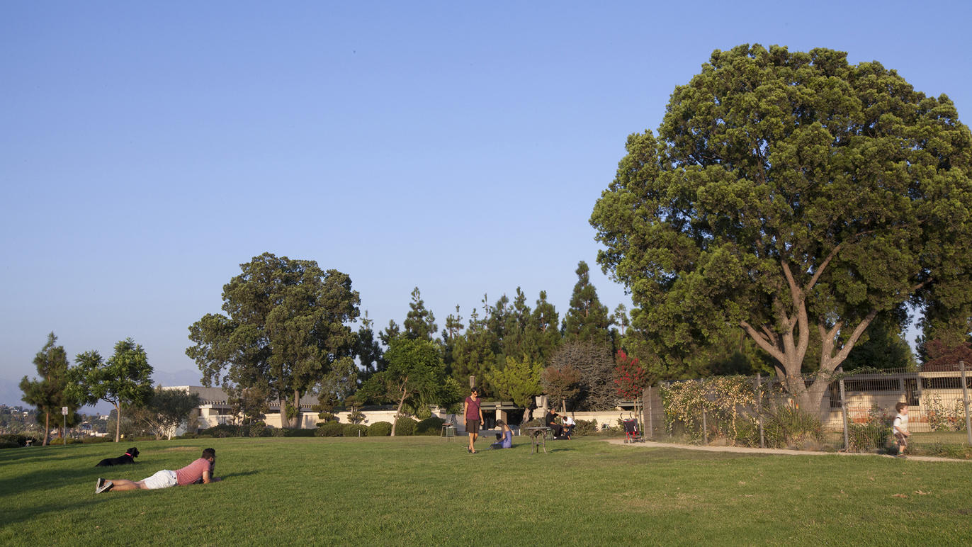 Barnsdall Art Park & Hollyhock House | Things to do in Los Feliz, Los ...