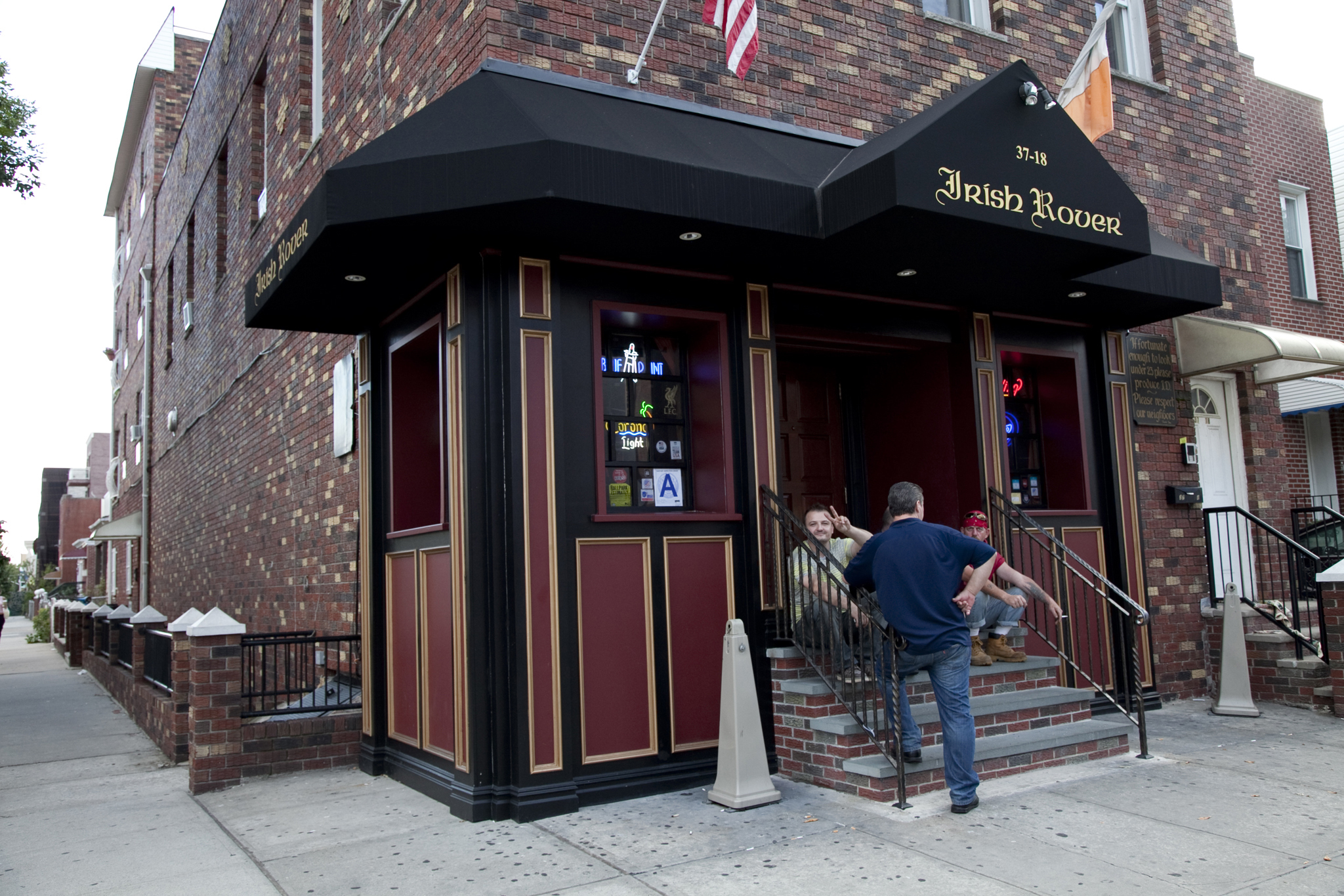 The Irish Rover | Bars in Astoria, New York