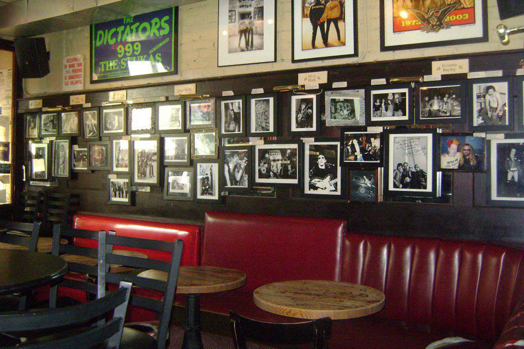 Manitoba’s | Bars in East Village, New York