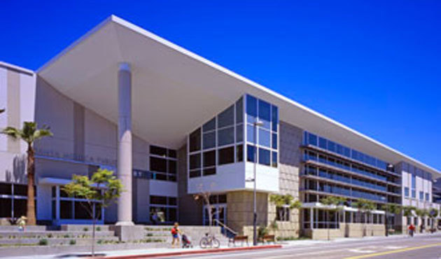 Santa Monica Library | Attractions in Santa Monica, Los Angeles