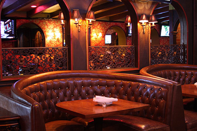 Busby's West | Bars in Santa Monica, Los Angeles