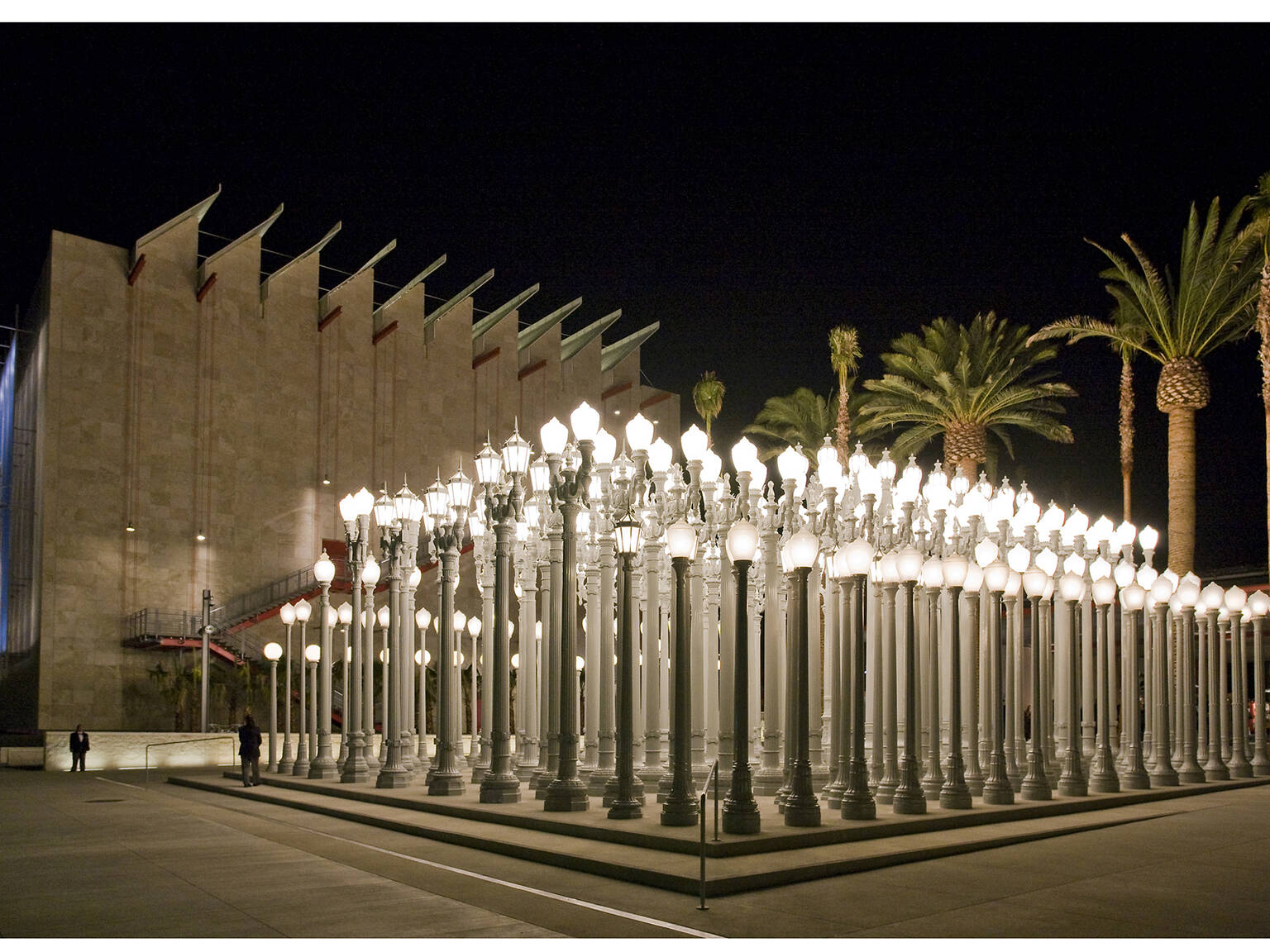 A guide to Miracle Mile shops, museums, restaurants and more