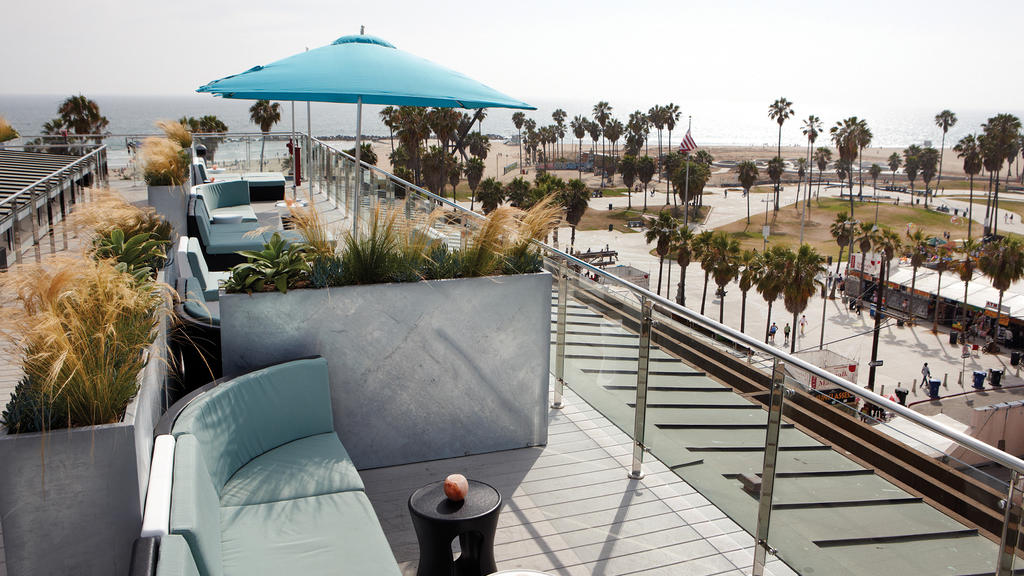 High Rooftop Lounge | Bars in Venice, Los Angeles