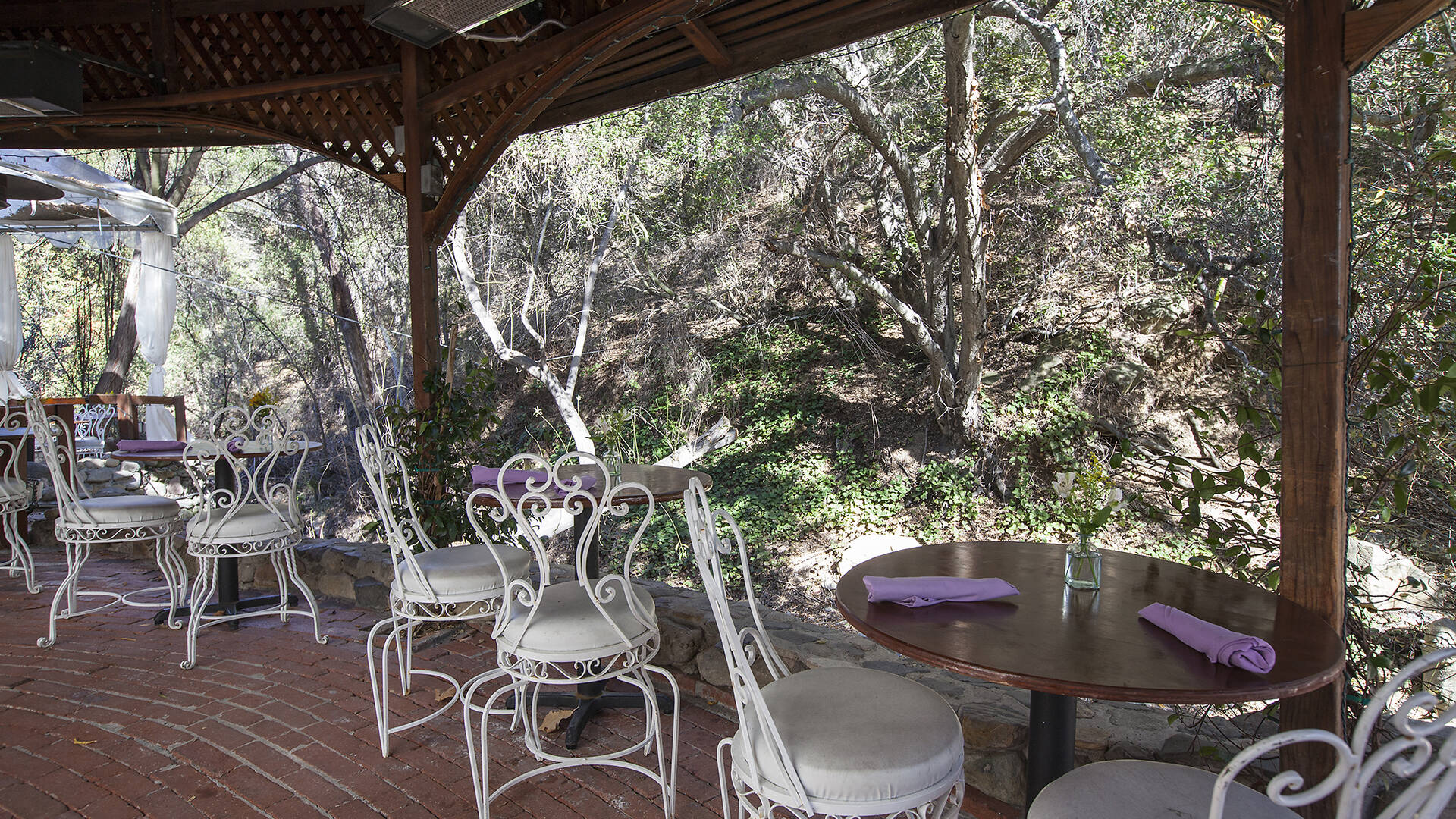 The Inn of the Seventh Ray is a Creekside Classic With a New Age Soul