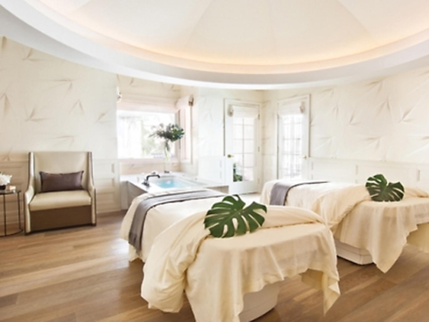 Best facial spa options in LA for glowing skin