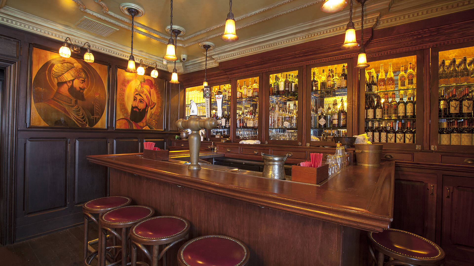 The Pikey | Restaurants in Hollywood, Los Angeles