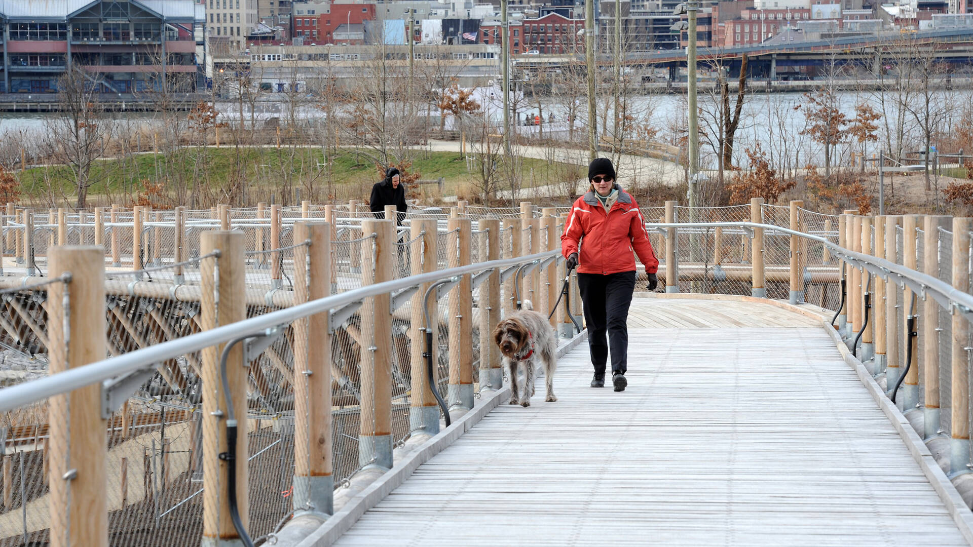 The Squibb Park Bridge winds a new path to Brooklyn Bridge Park (slide ...