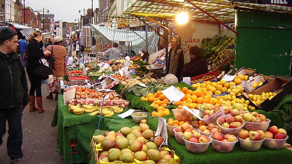16 Best Sunday Markets in London To Get Out Of Bed For
