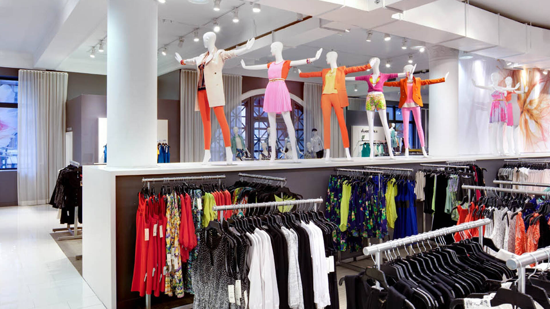 For Christmas shopping, go to the best stores in NYC