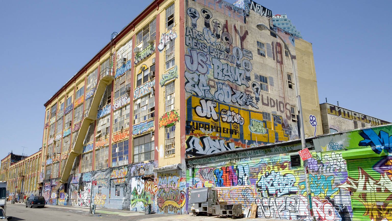 "Celebrating 40 Years of Hip-Hop": 5 Pointz reopens for the season