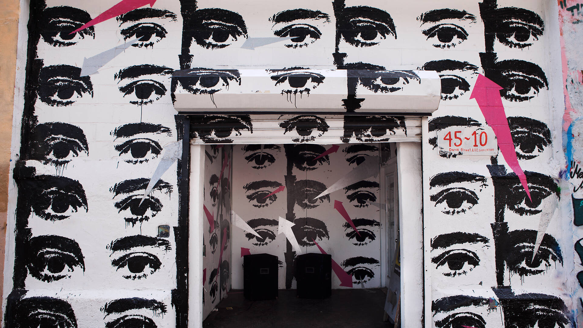 "Celebrating 40 Years of Hip-Hop": 5 Pointz reopens for the season