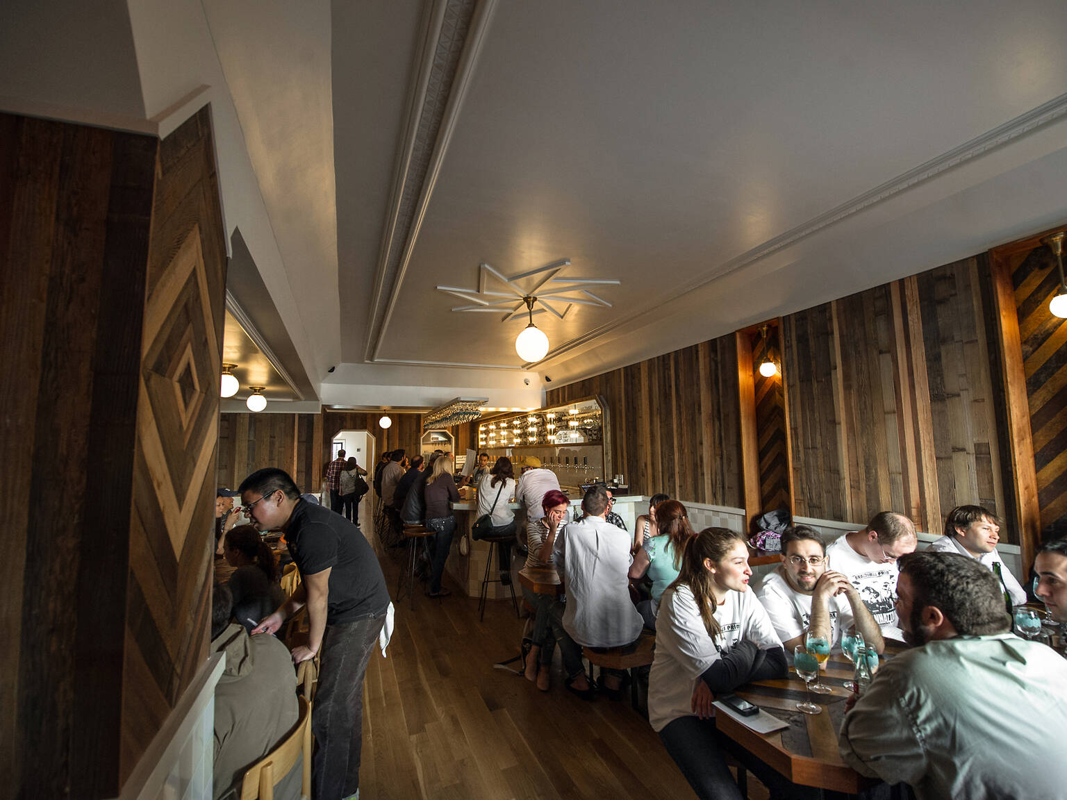 NYC’s 16 Best Beer Bars, Beer Halls, Craft Beer and Outdoor Beer Gardens