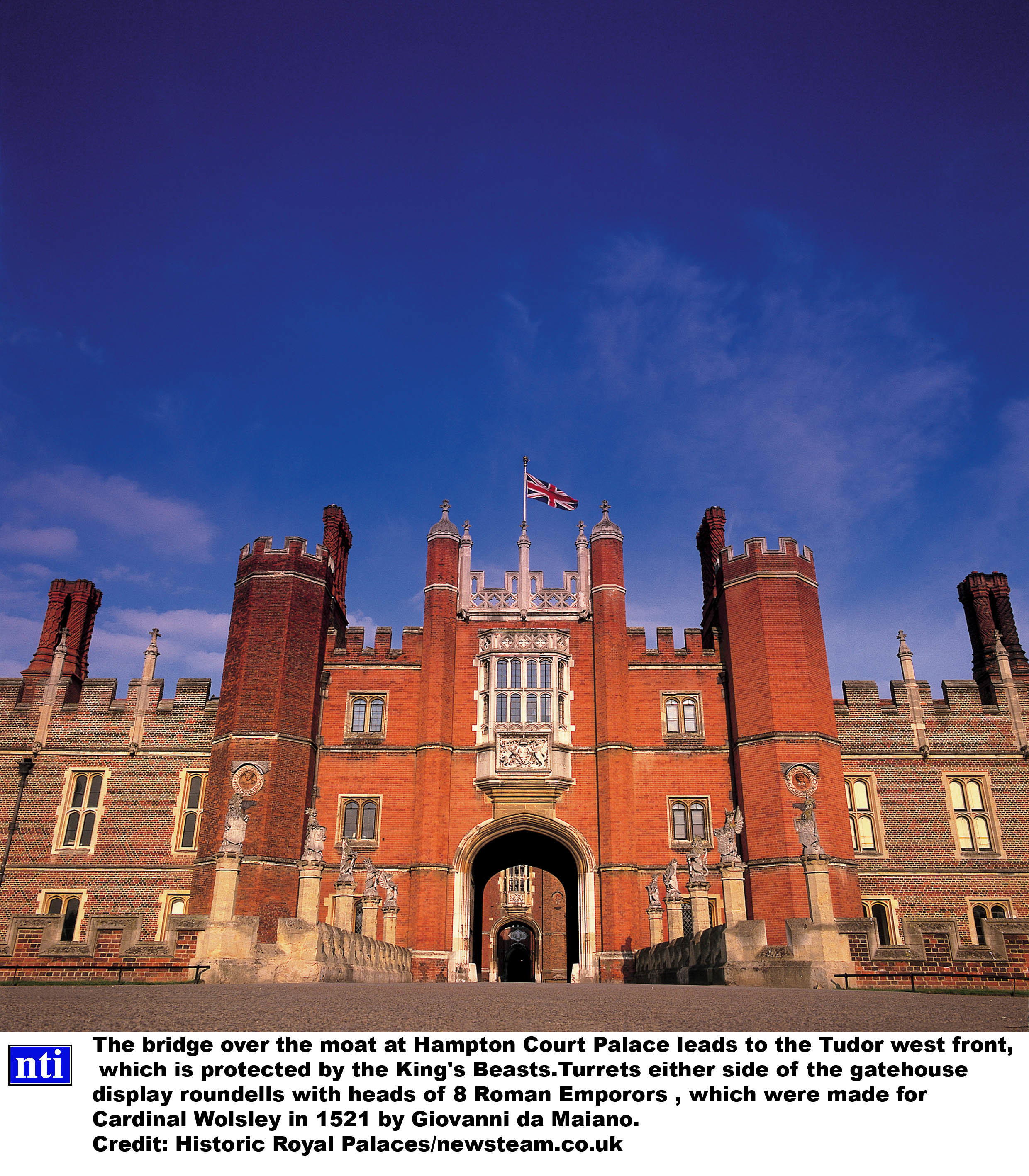 Courtyard Carol Singing | Things to do in London