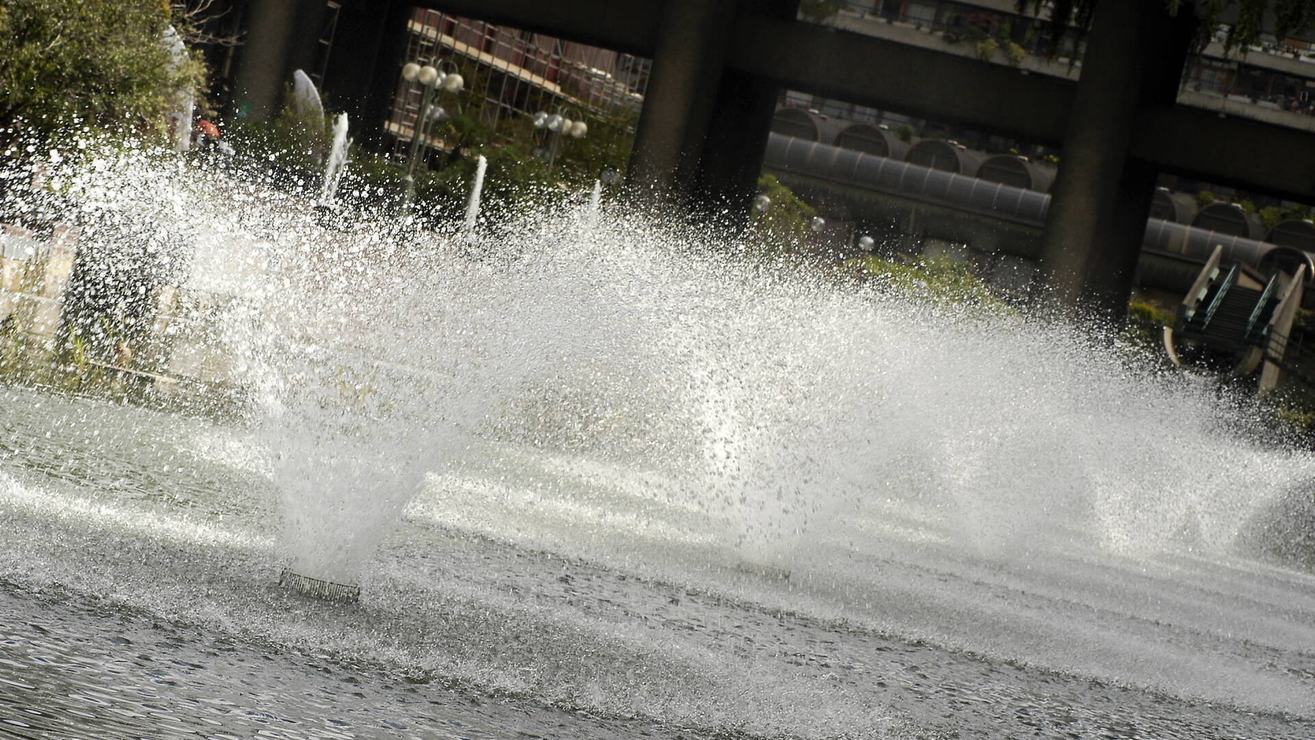 17 Pretty Public Fountains in London | Fantastic Fountains for Cooling ...