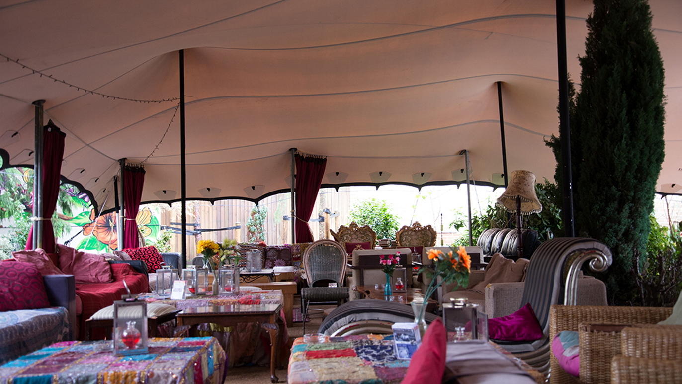 Magic Garden Pub | Bars and pubs in Battersea, London
