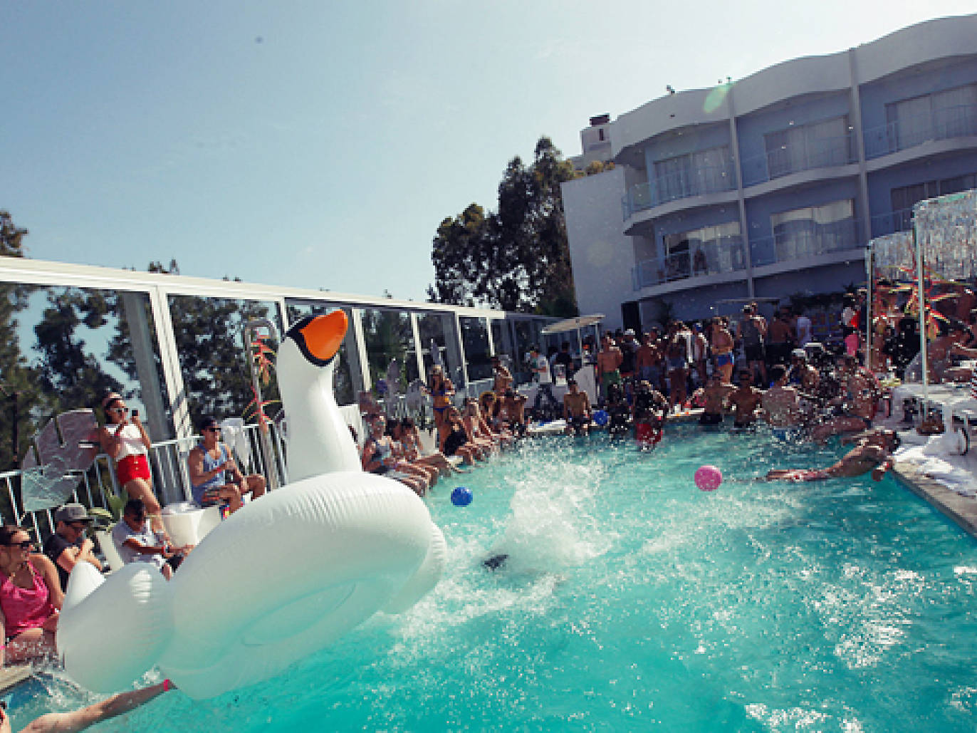 Best Pool parties in L.A. For Poolside Fun