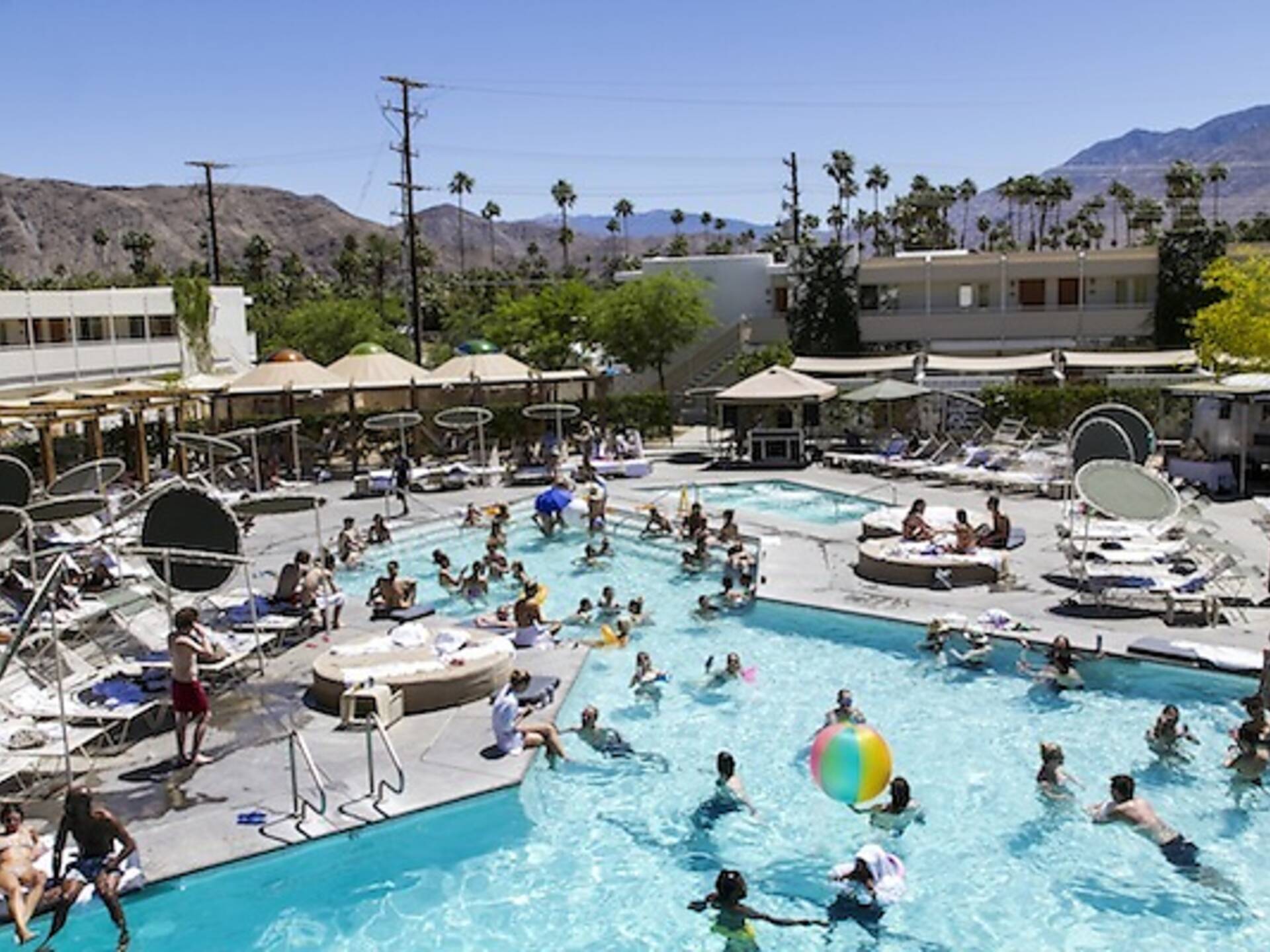 8 Best Pool Parties in Palm Springs for Summer Fun