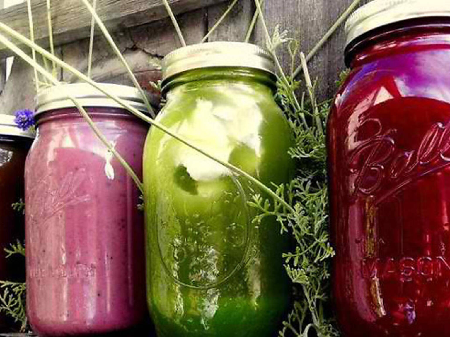 Best juice bars in Los Angeles for juices and smoothies