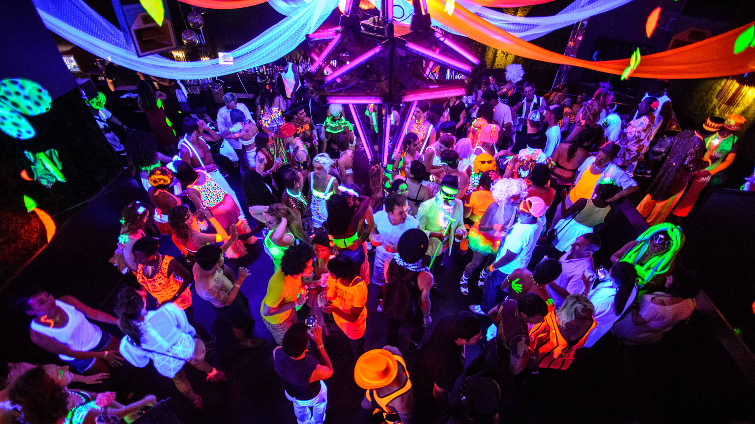 Top club sound systems in New York's nightlife scene